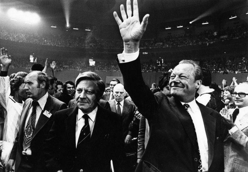 1976_Brandt_Schmidt_5035 - Willy Brandt Biografie